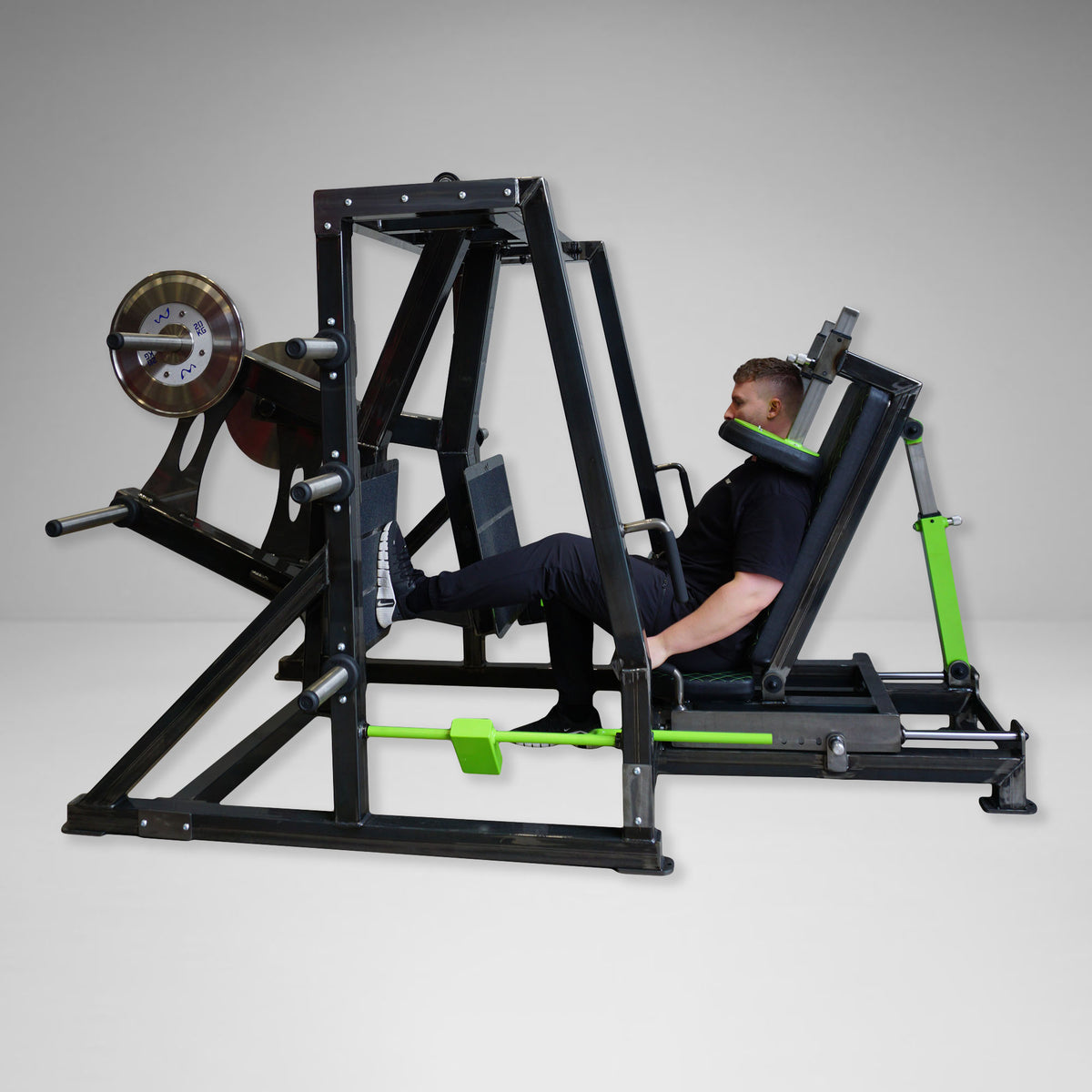 How To Use a Horizontal Watson Leg Press - Training Station